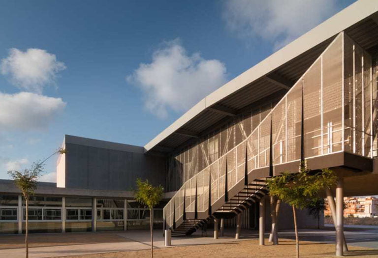 Un instituto de Orihuela gana el Premio FAD de Arquitectura 2019