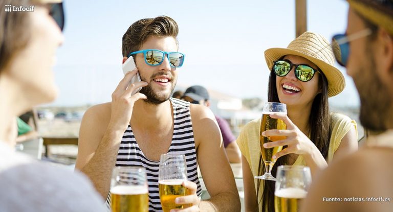 Descubre cómo tener vida social si eres emprendedor | Economía 3