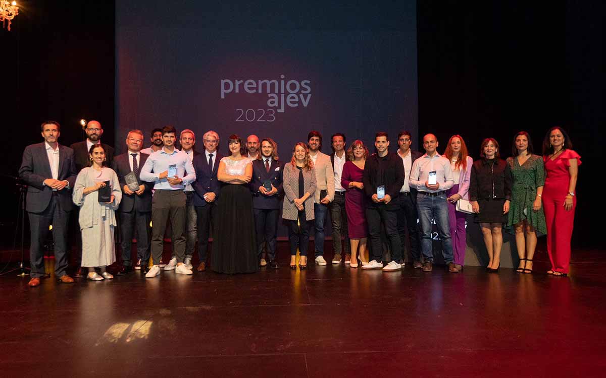 AJEV nombra a Cristina Aristoy, CEO de Singularu, joven empresaria del año