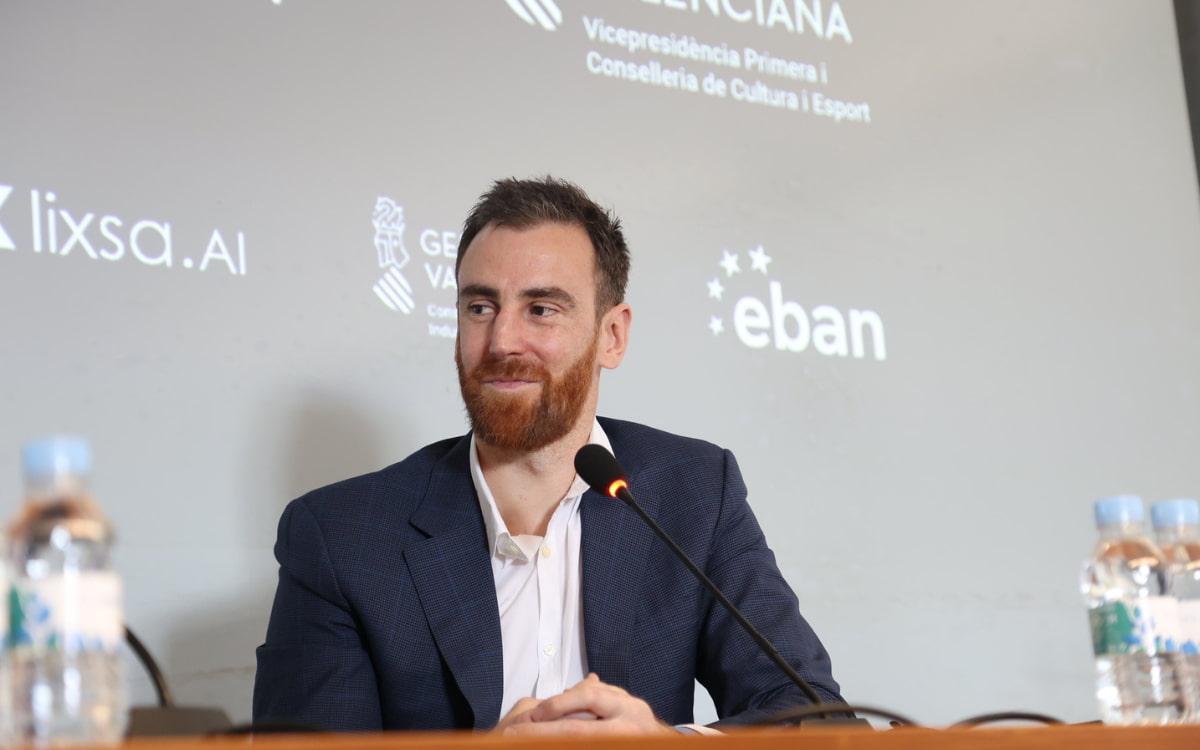 Más allá de la cancha: la nueva etapa profesional de Víctor Claver