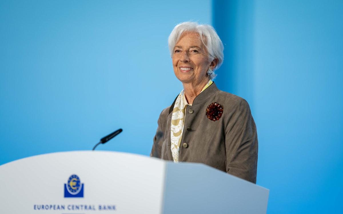 ¿Qué diferencia hay entre economía abierta y economía cerrada?