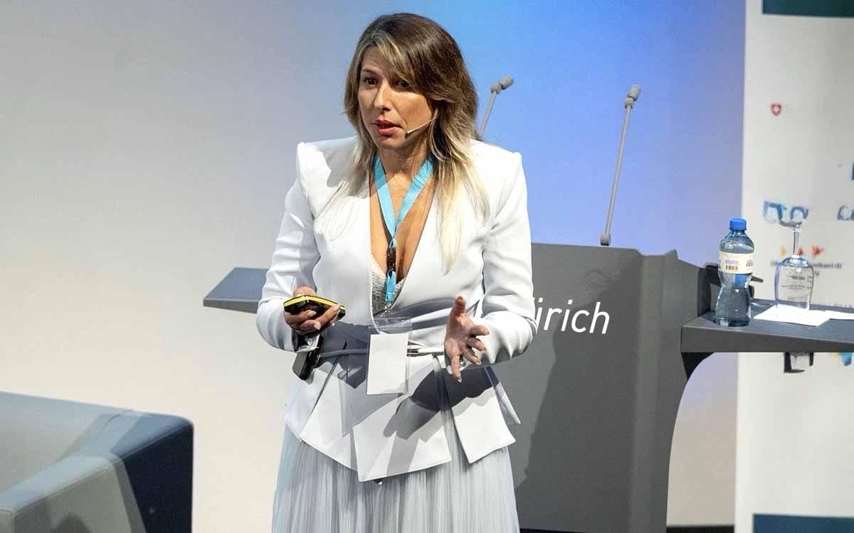 E. Maran: "Si sustituimos la creatividad humana con IA, el saber será ...